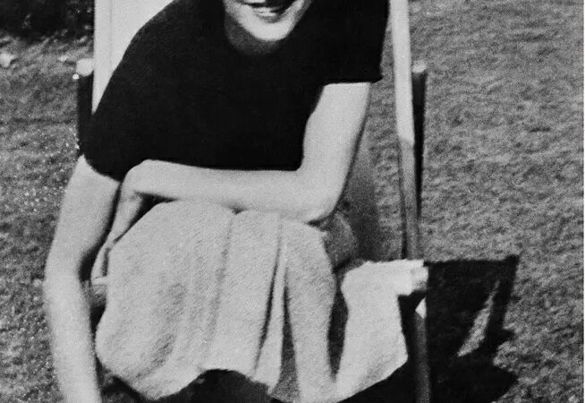 Krystyna Skarbek - Muzeum Getta Warszawskiego EN